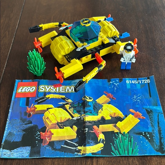 Lego | Toys | Lego Aquazone Crystal Crawler 645 Lego System Yellow ...